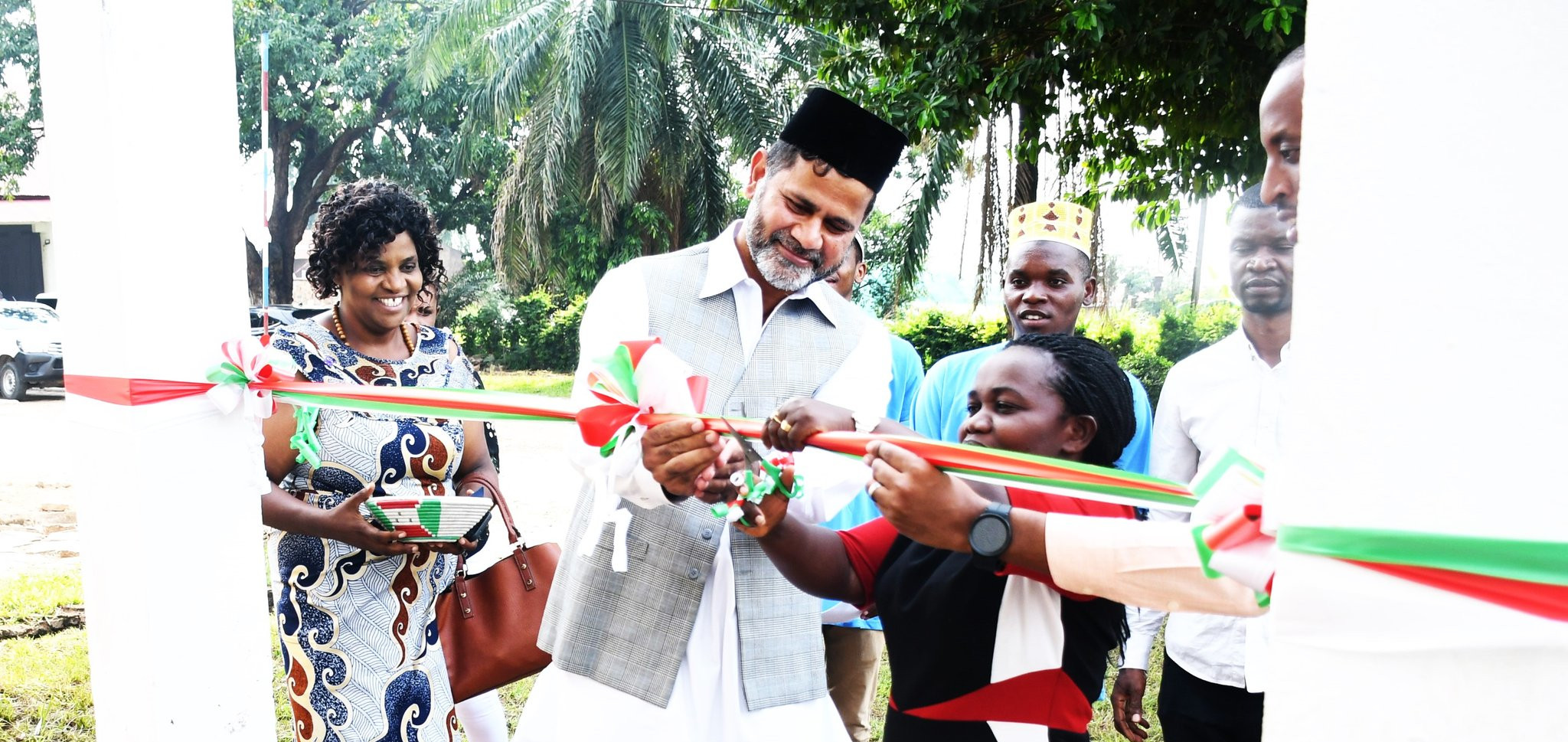 Burundi : La communauté Ahmadiyya soutient l’accès à l’eau potable à ...